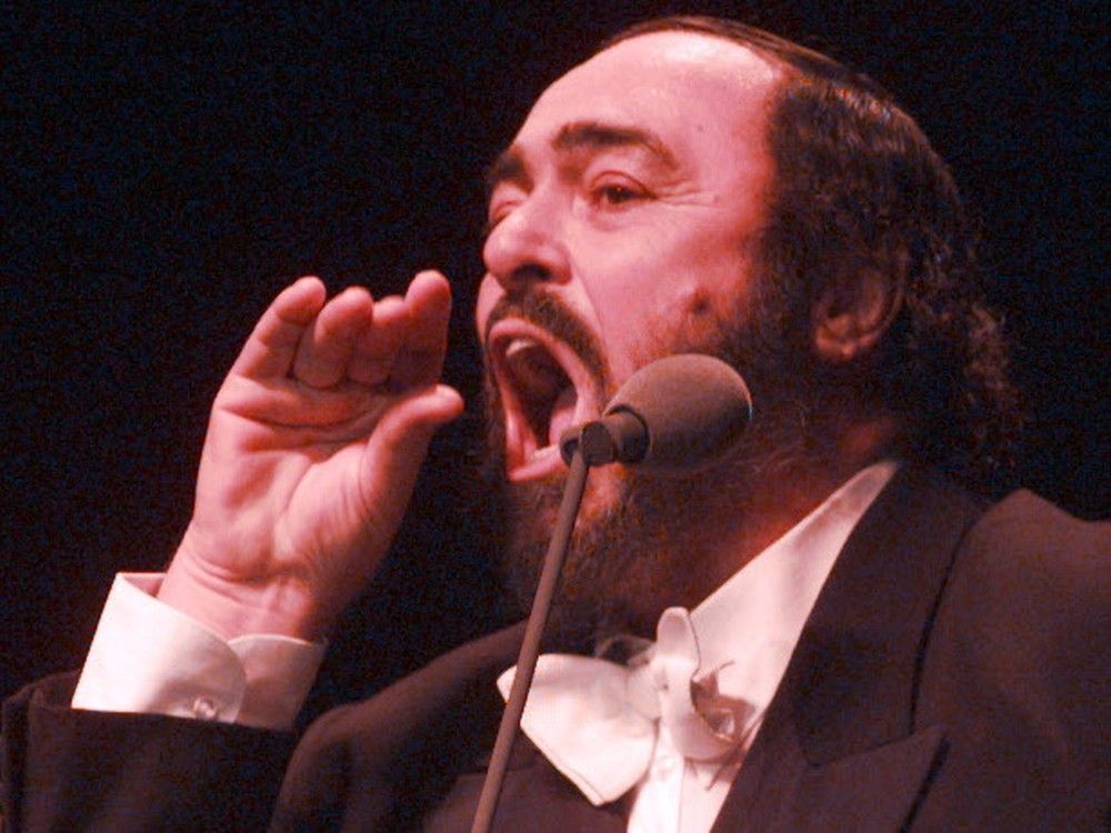Day in History, Nov. 25, 1995: Opera's legendary Pavarotti wows ...