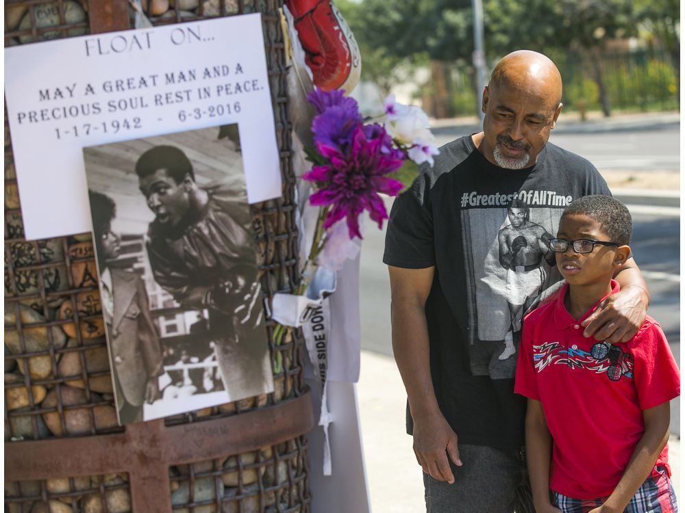 Oilers made memorable birthday visit to Muhammad Ali | Edmonton Journal