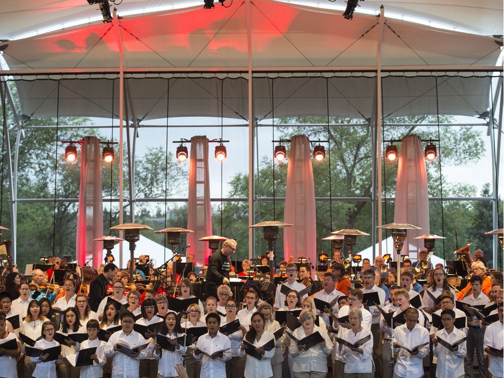 Review: ESO shifts from Simon and Garfunkel to Stars Wars during ...