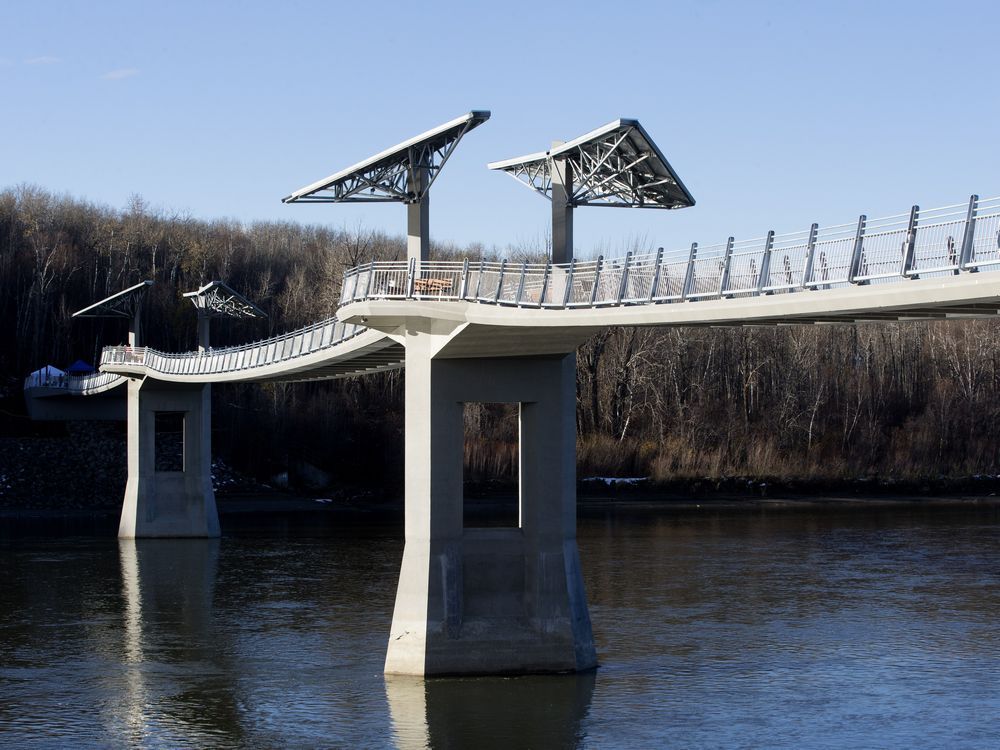 New southwest Edmonton footbridge opens up river valley | Edmonton Journal