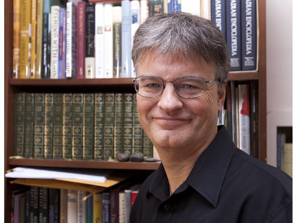 Tim Bowling plays the game of life in The Duende of Tetherball ...