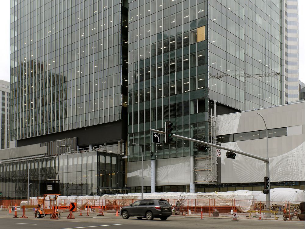 Edmonton city staff make first move into new downtown office tower ...