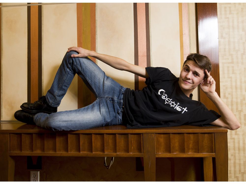 Stand-up comedian opens Edmonton audience's eyes to autism | Edmonton ...