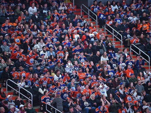 Oilers fans cheer their hearts out in Game 7 versus Anaheim Ducks ...