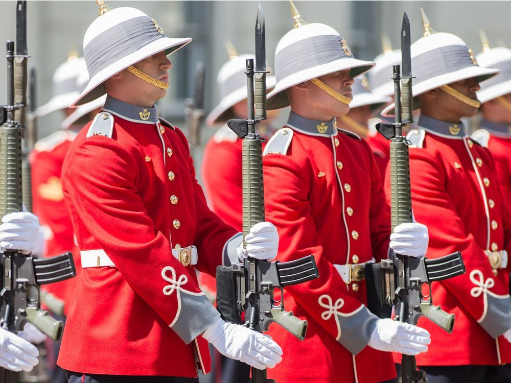 Edmonton Garrison's military band will play at Buckingham Palace ...