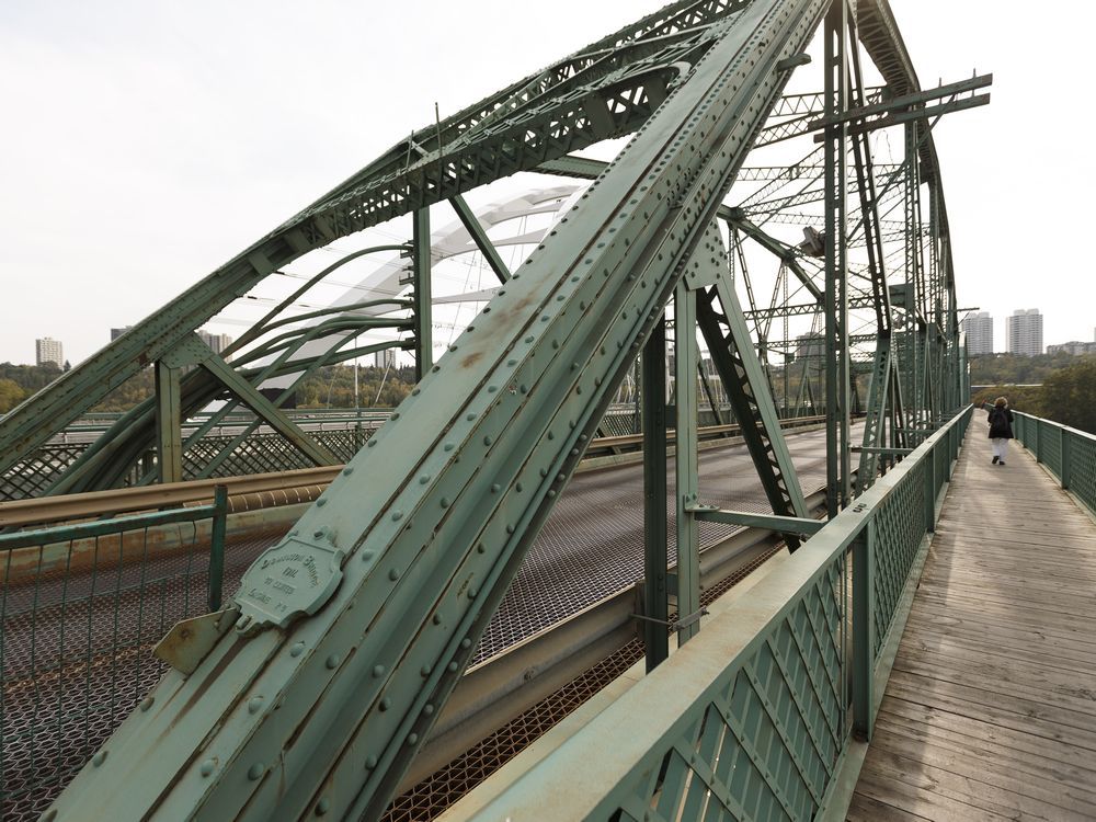 City of Edmonton reviews plans to save parts of old Walterdale Bridge ...