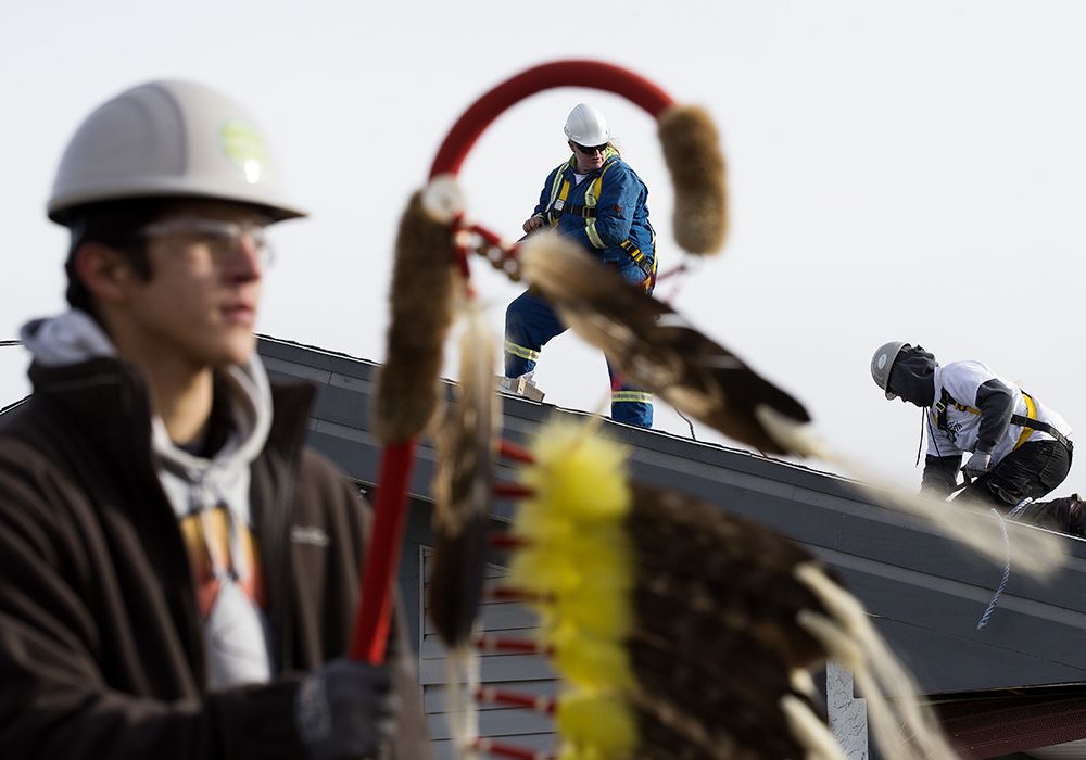 Energy workers, Louis Bull Tribe retrain for solar industry work ...