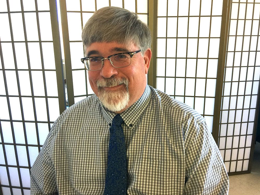 Teachers don't want power to out gay kids, teachers' association ...