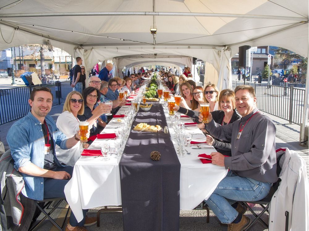 Hello Let's Eat invites neighbours to be friends with community meals ...