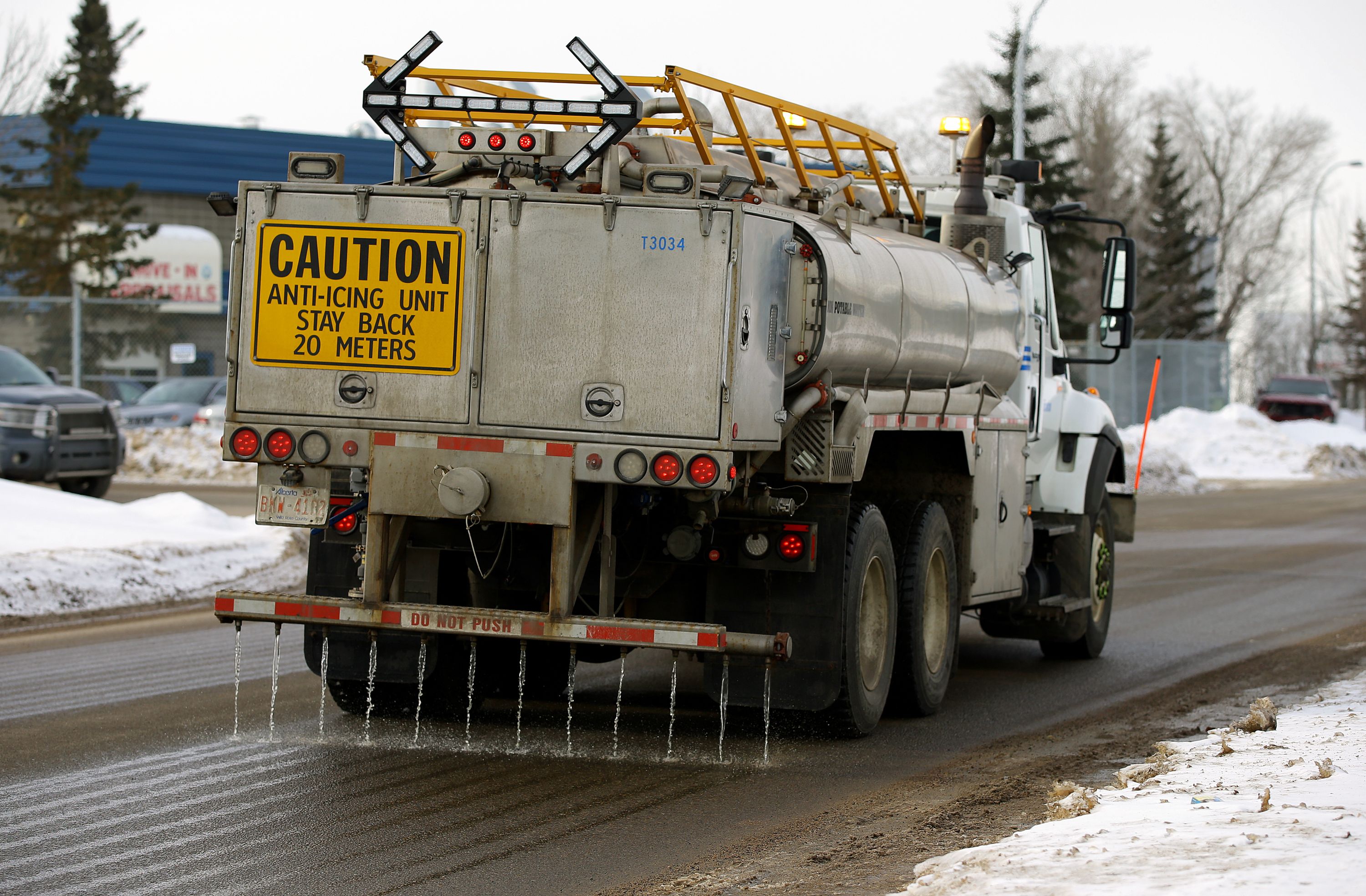 Anti-icing pilot project sprays city streets ahead of major snowfalls ...