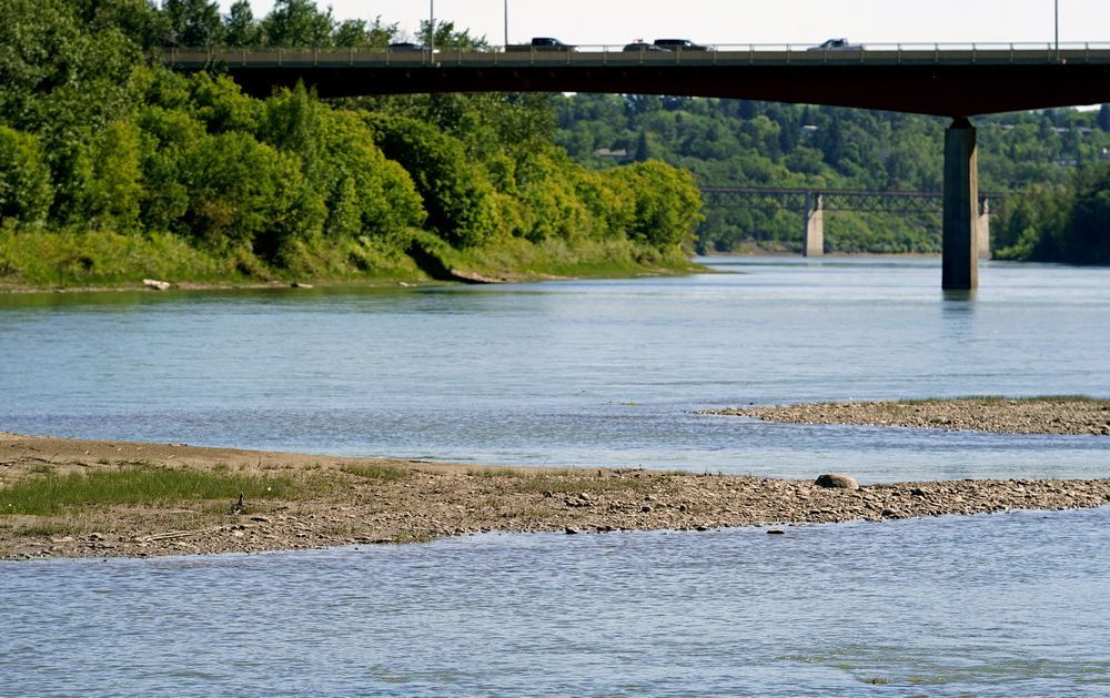 We think it's a first: The all-new beach-lovers' guide to Edmonton ...