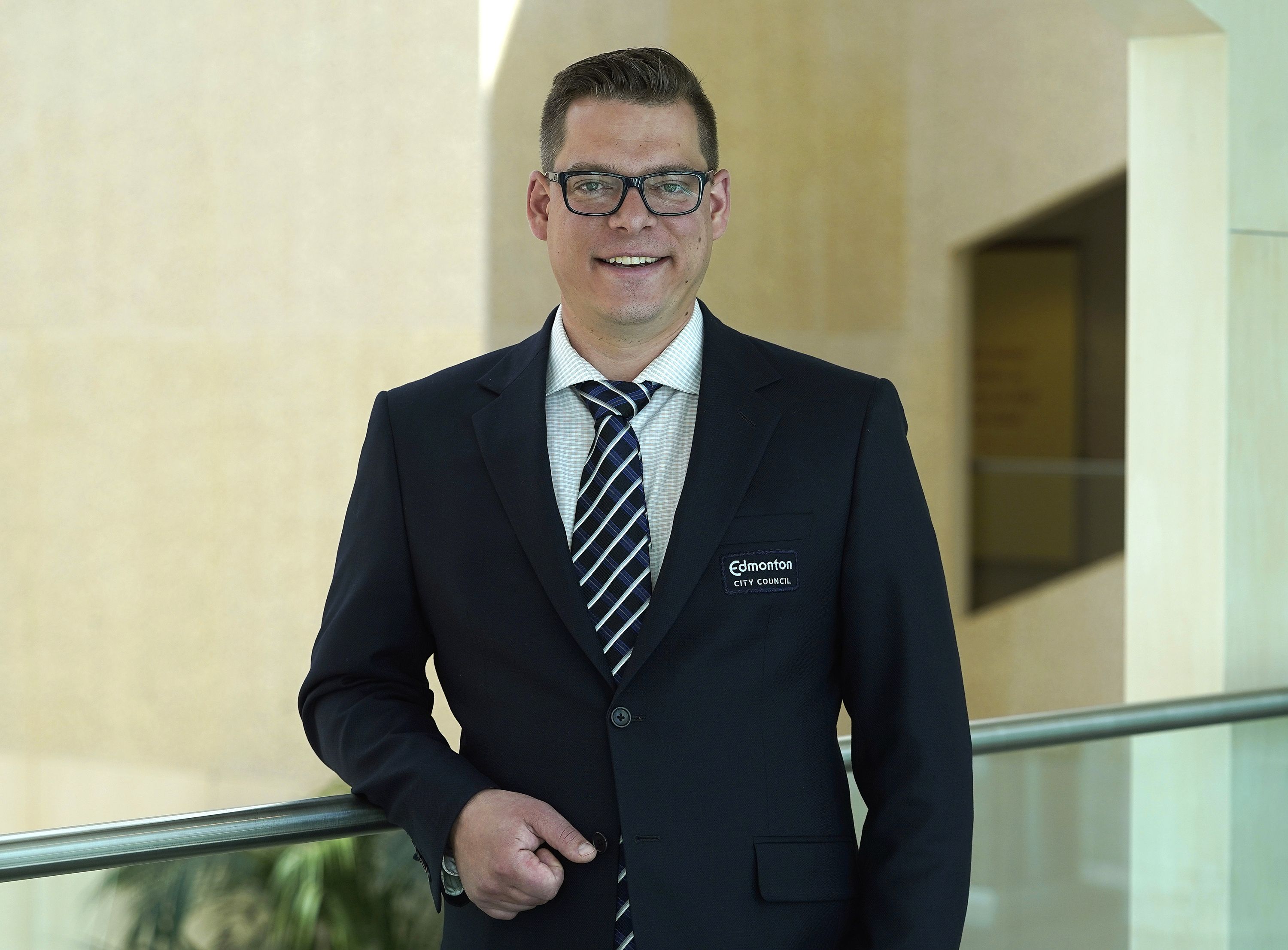 David Staples: Popular movement to honour Canadian military finally ...