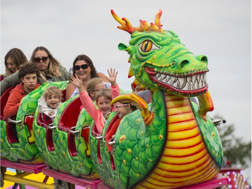 Special needs children join local athletes at Monday Morning Magic ...