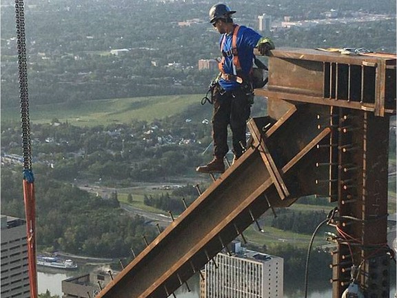 Ironworkers unfazed by construction jobs more than 50 storeys up ...