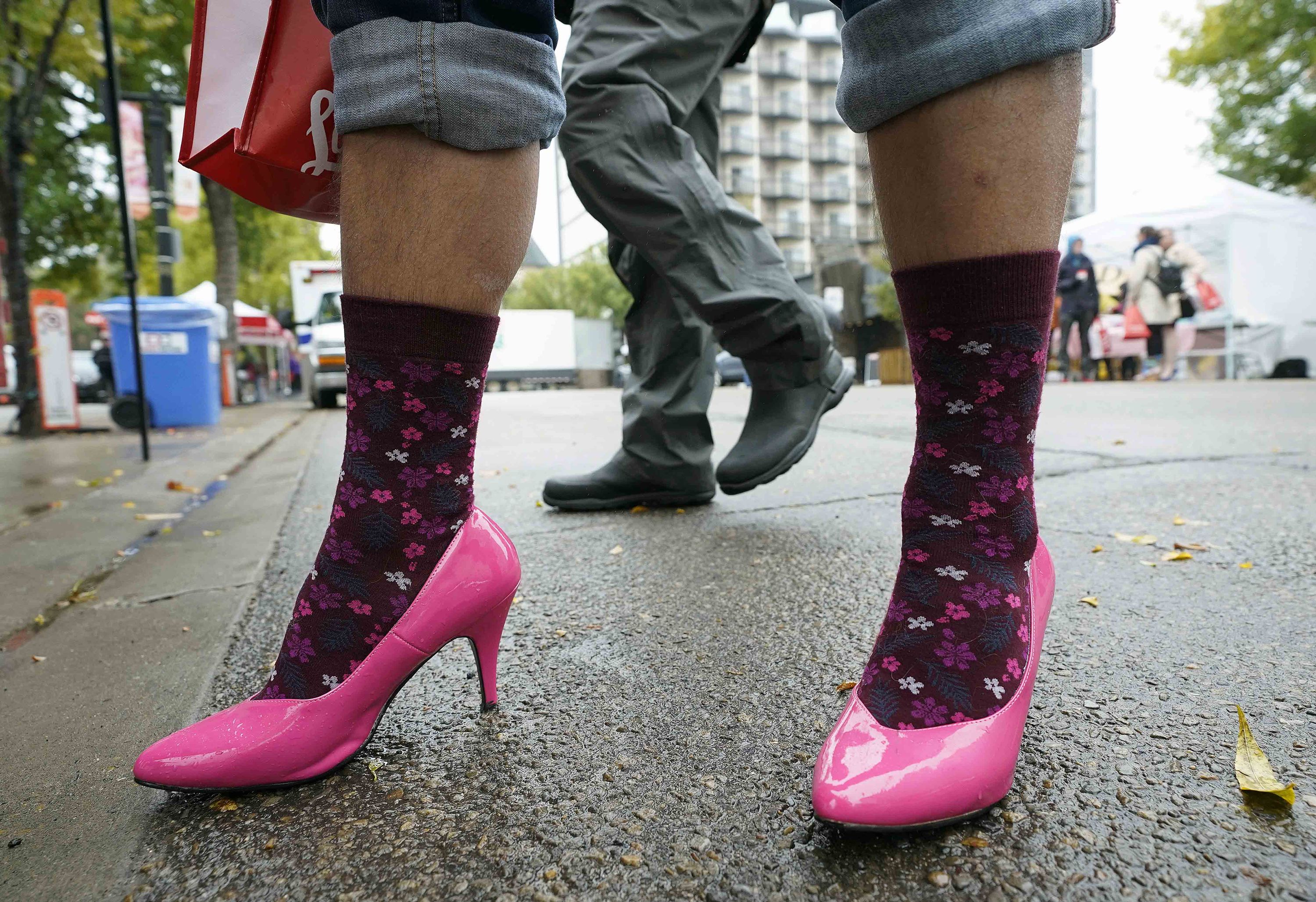 PHOTOS: Hundreds walk in support of domestic violence prevention and ...