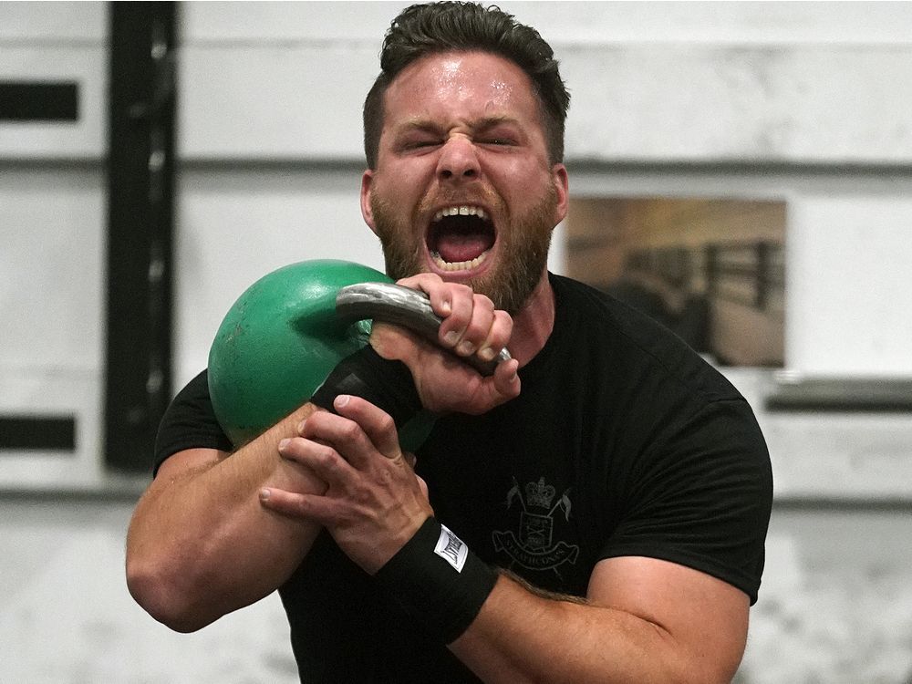 Strong Contender: Troops in tactical athletics competition | Edmonton ...