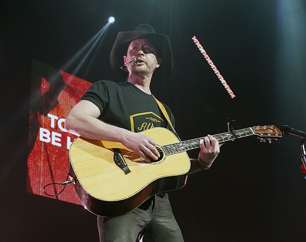 PHOTOS: Paul Brandt 2019 Concert in Edmonton | Edmonton Journal