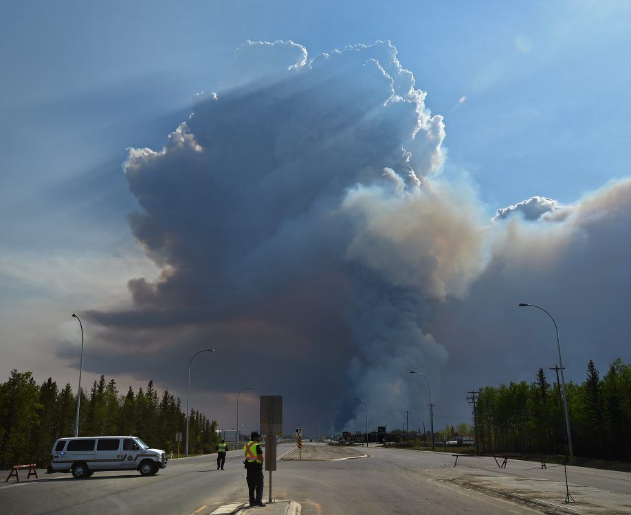 Watch: Fire chief provides update on High Level wildfire | Edmonton Journal
