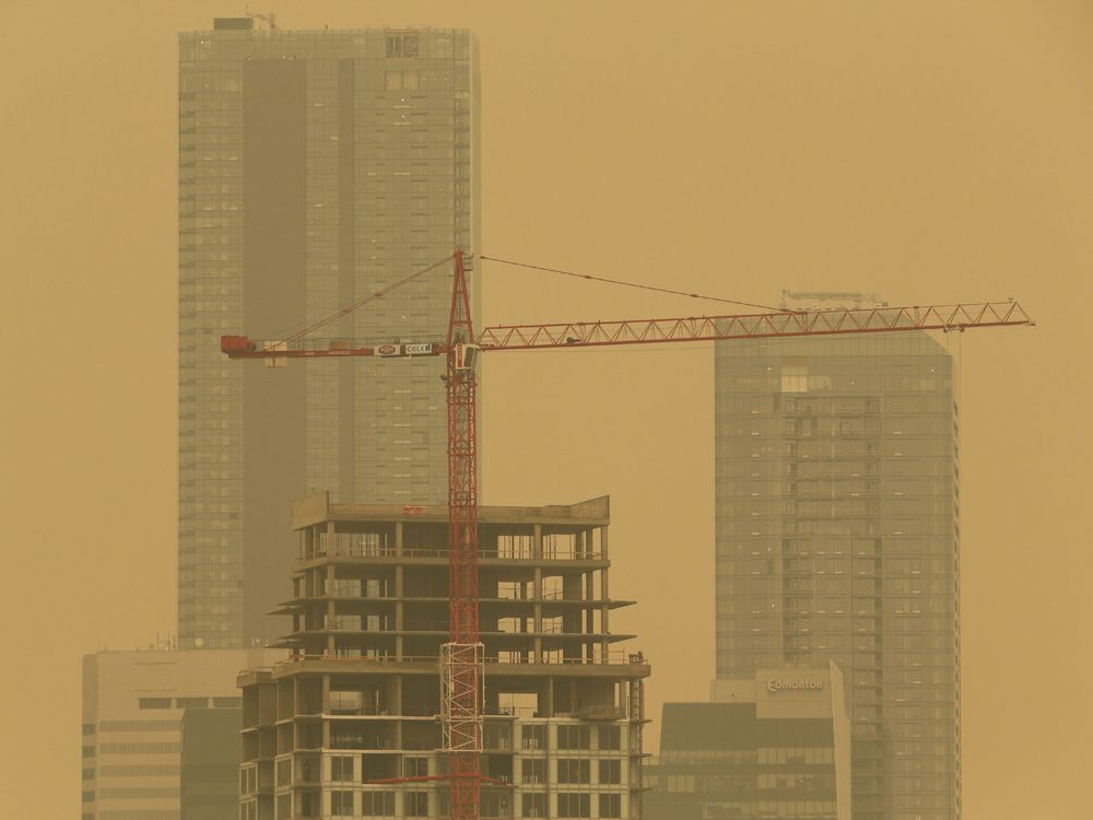 Wildfire smoke descends on Edmonton | Edmonton Journal