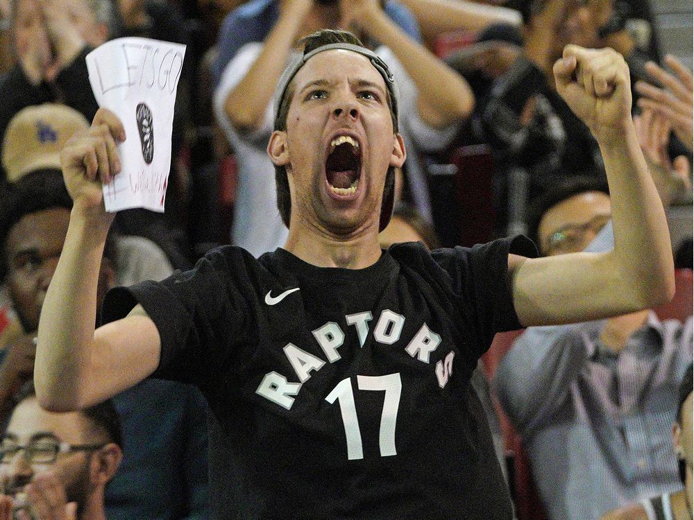 Raptors fans erupt in victory at free Edmonton viewing | Edmonton Journal
