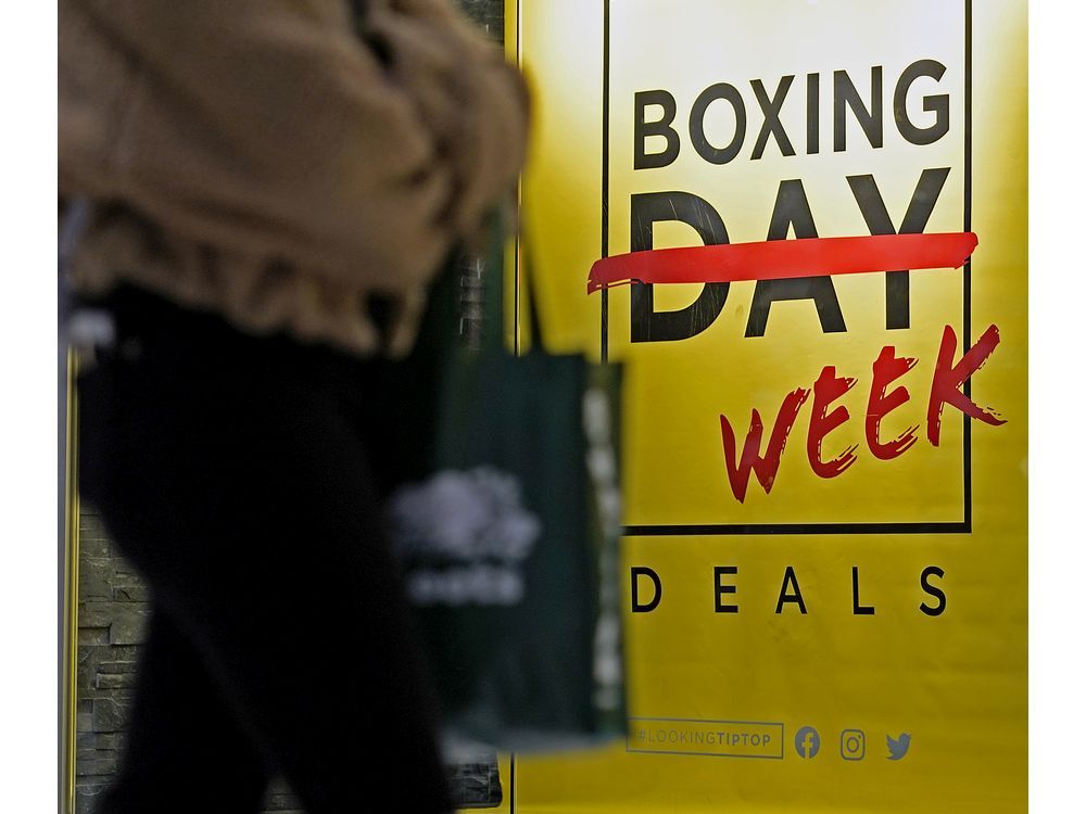 'Lot of running around to do': Boxing Day deals bring out bargain ...
