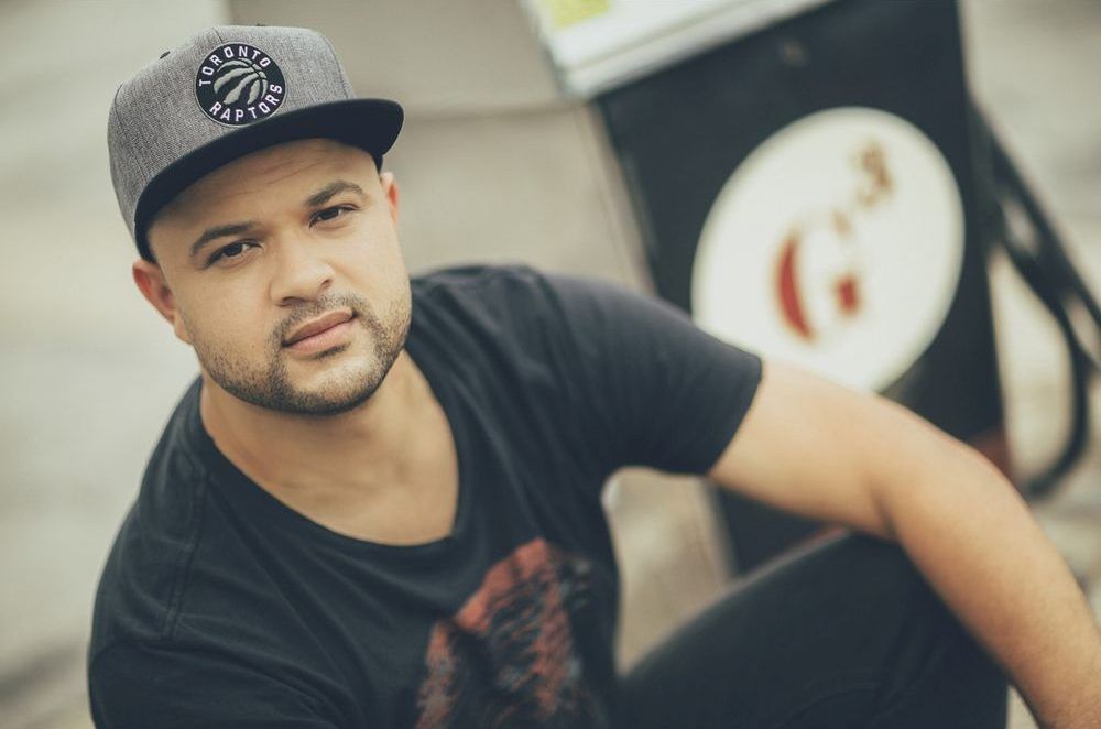Country, pop singer-songwriter Tebey dishes on differences before sold ...