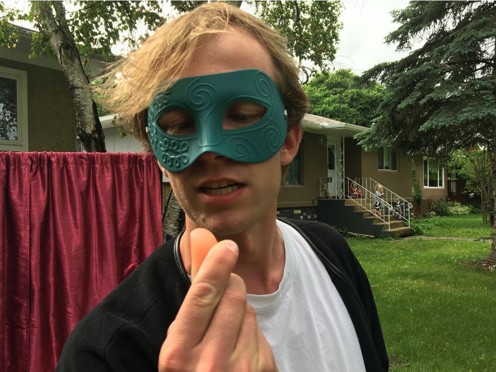 Pop-up performances bring joy — and connection — to musicians and ...