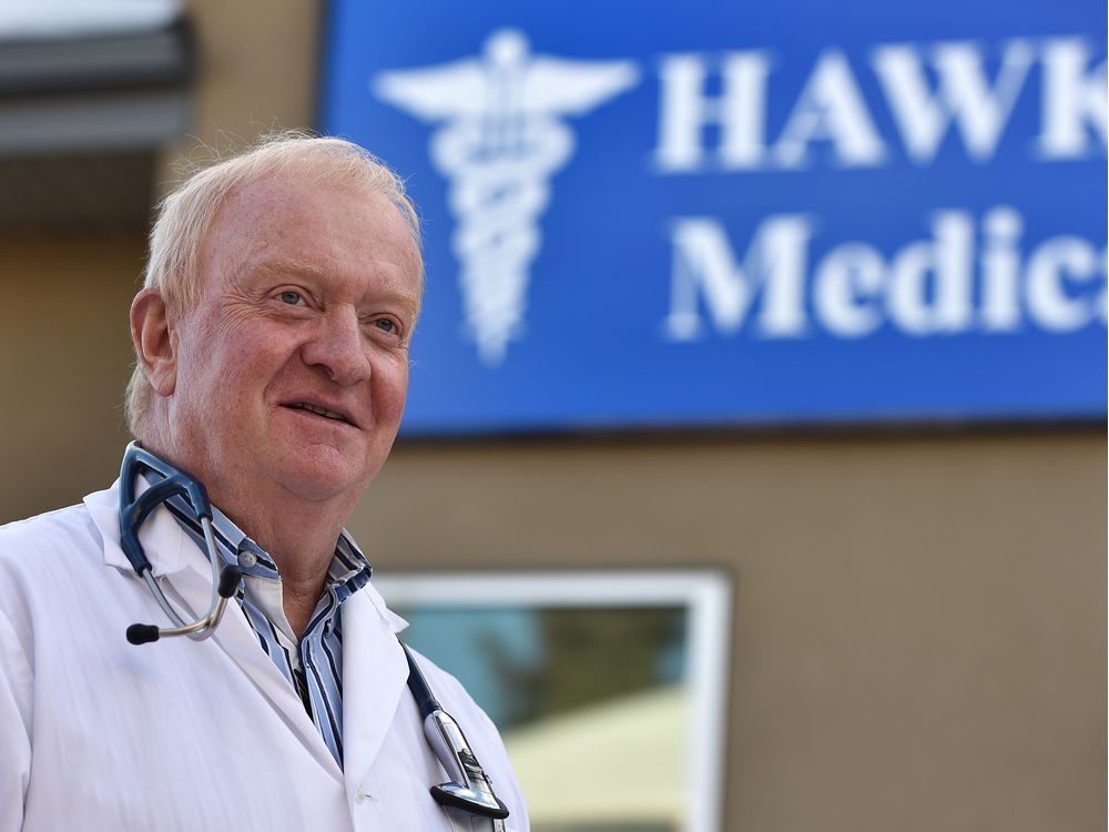 Edmonton doctors launch their own pandemic response committee | Edmonton Journal