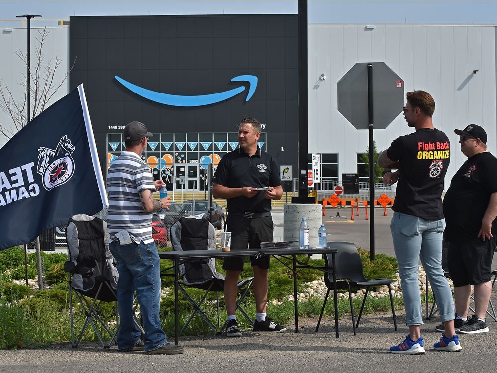 Amazon Fulfillment Centre employees being given choice to unionize ...