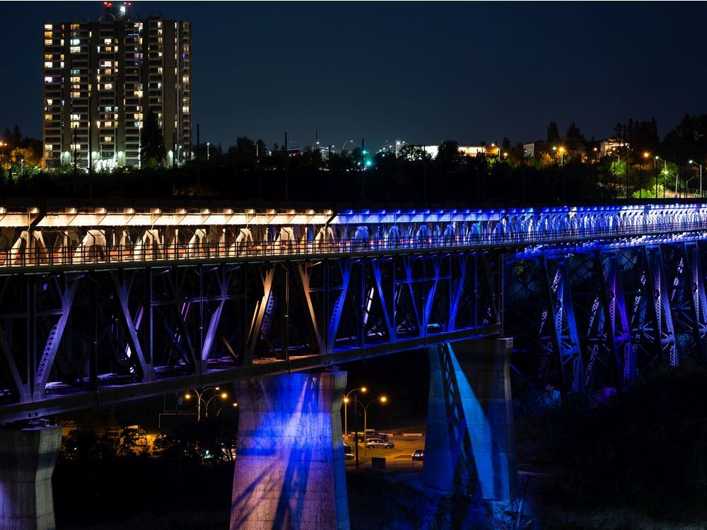 City of Edmonton's refusal to light up bridge for March for Life didn't ...