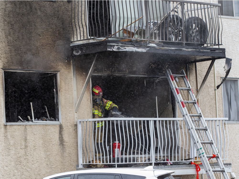 Edmonton fire crews respond to blaze at two-storey building | Edmonton ...