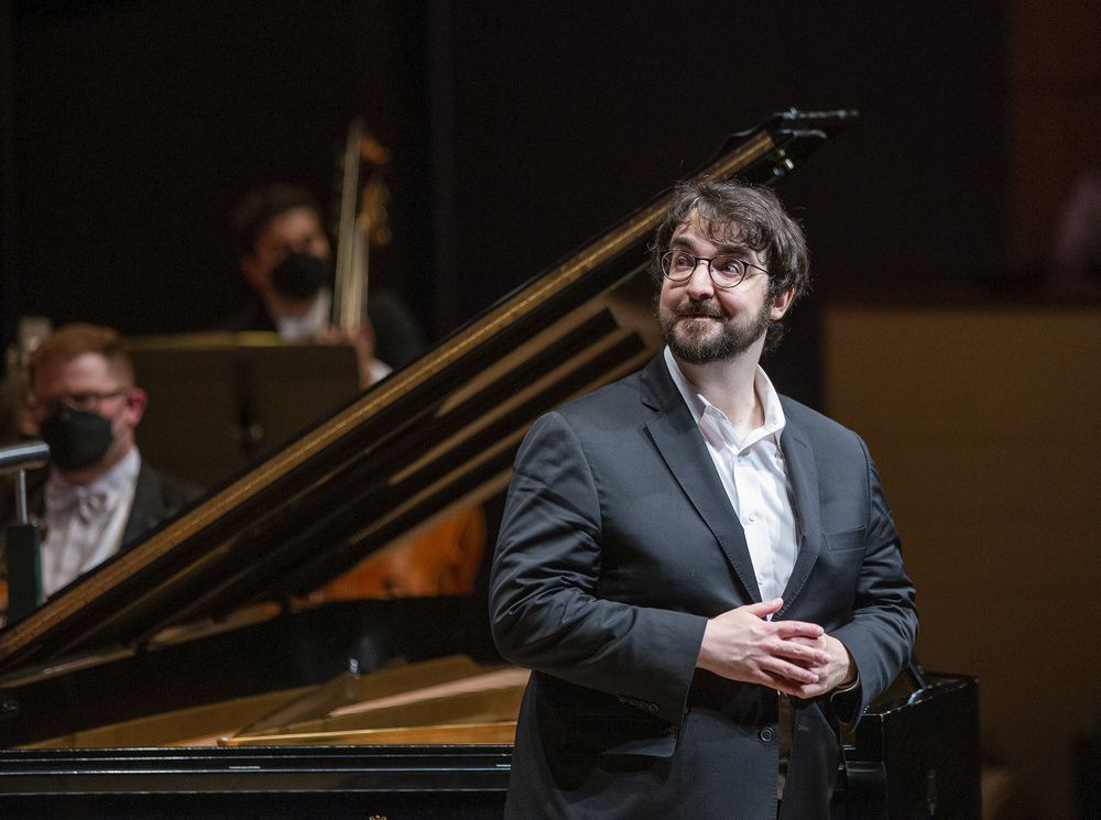 Review: An extraordinary end to Alexander Prior's tenure as chief ...