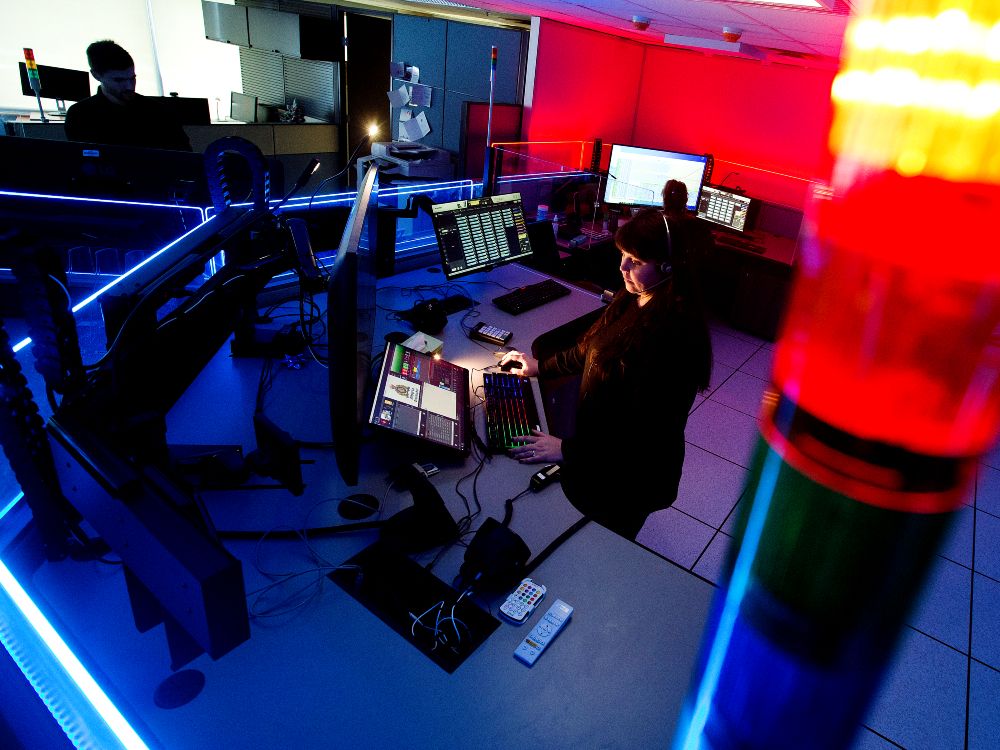 RCMP 911 call centre in Edmonton gets upgrade as call volumes climb ...