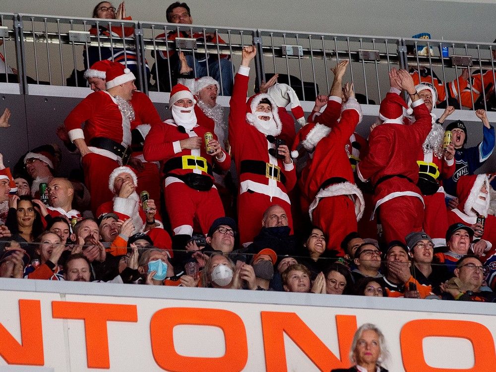Edmonton weather: Santa's already here, and he's an Oilers fan ...