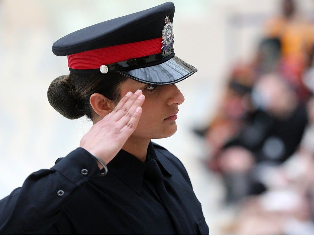 Edmonton police celebrate diversity with 27 new constables, two canine ...