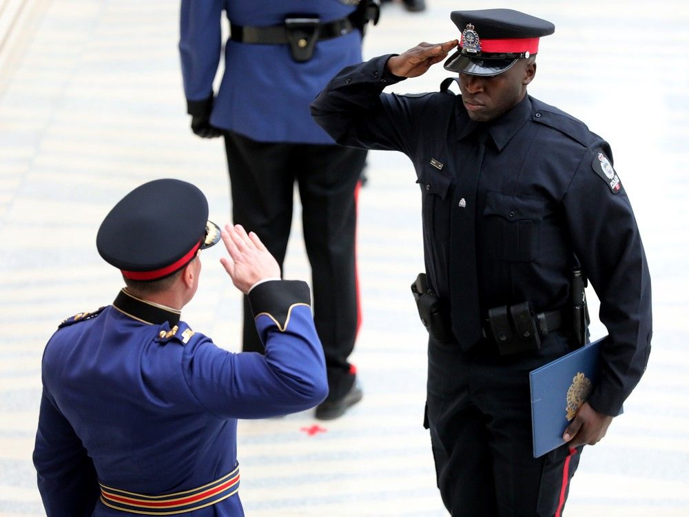 Edmonton police celebrate diversity with 27 new constables, two canine ...