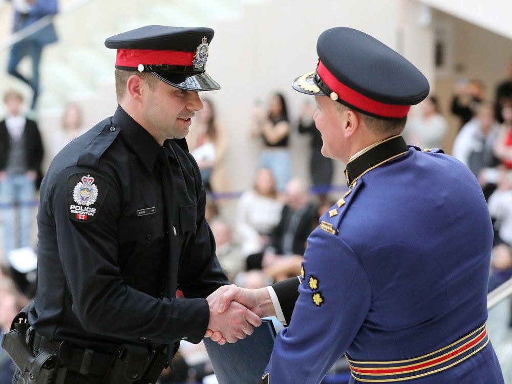 Edmonton police celebrate diversity with 27 new constables, two canine ...