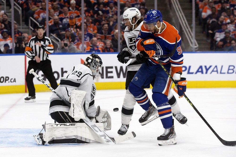 Photos: Edmonton Oilers battle L.A. Kings at Rogers Place | Edmonton ...