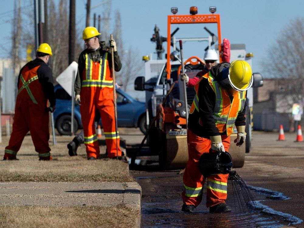 Nearly 30,000 potholes filled on Edmonton roads so far in 2023 ...
