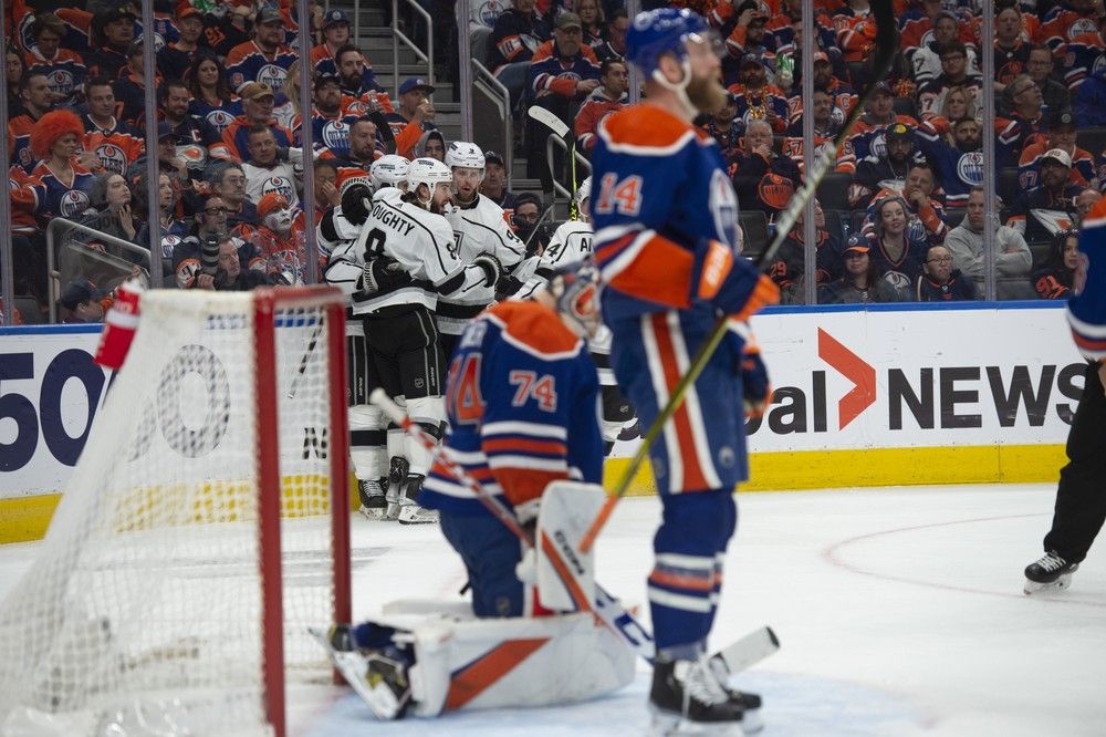 Photos: Edmonton Oilers vs L.A. Kings, Game 2 | Edmonton Journal