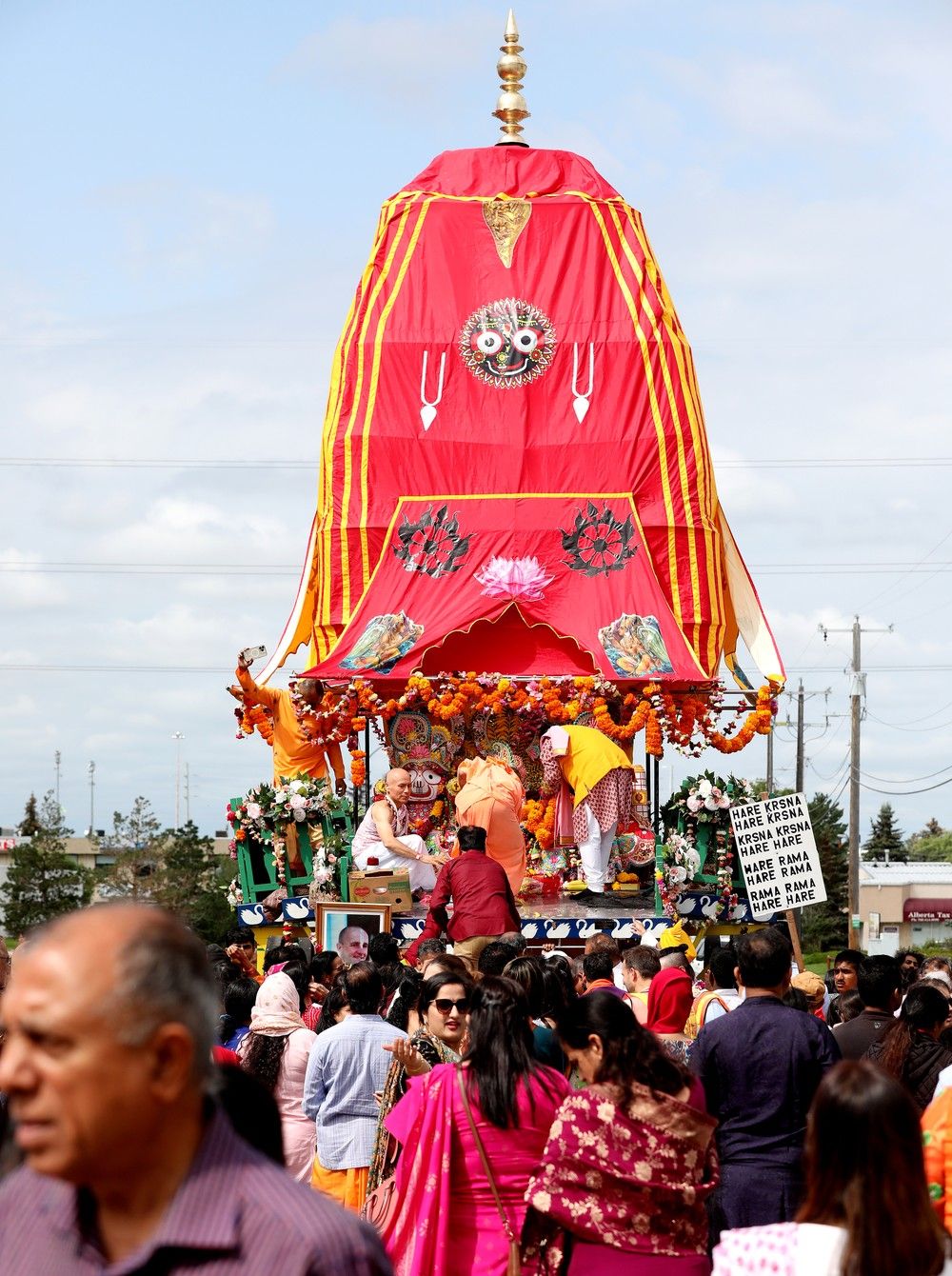 Photos: Ratha Yatra Chariot Festival in Edmonton | Edmonton Journal