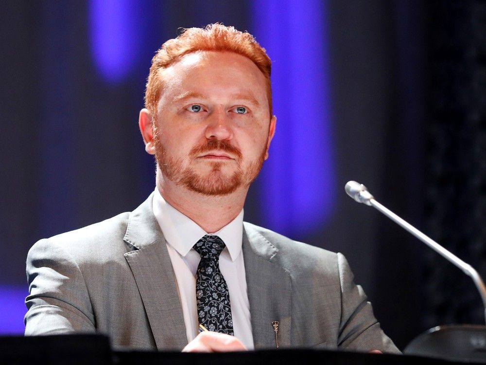 Alberta giving politicians final say on future public health measures ...