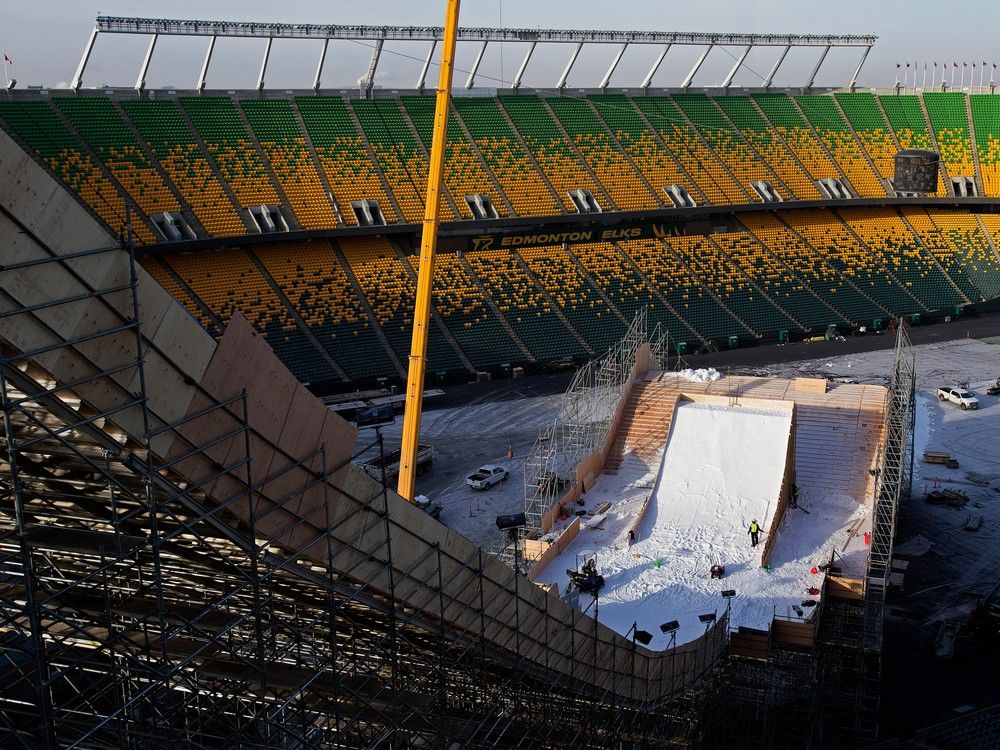 Photos: Snowboard Big Air World Cup in Edmonton's Commonwealth Stadium ...