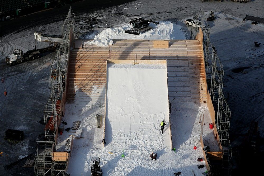 Photos: Snowboard Big Air World Cup in Edmonton's Commonwealth Stadium ...