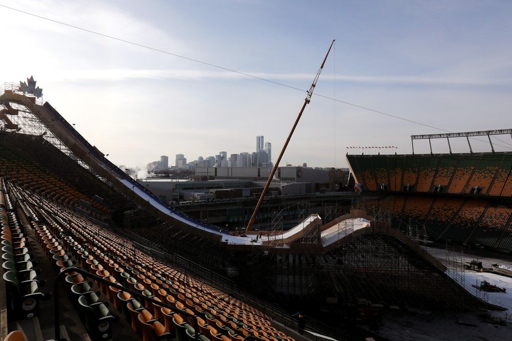 Photos: Snowboard Big Air World Cup in Edmonton's Commonwealth Stadium ...