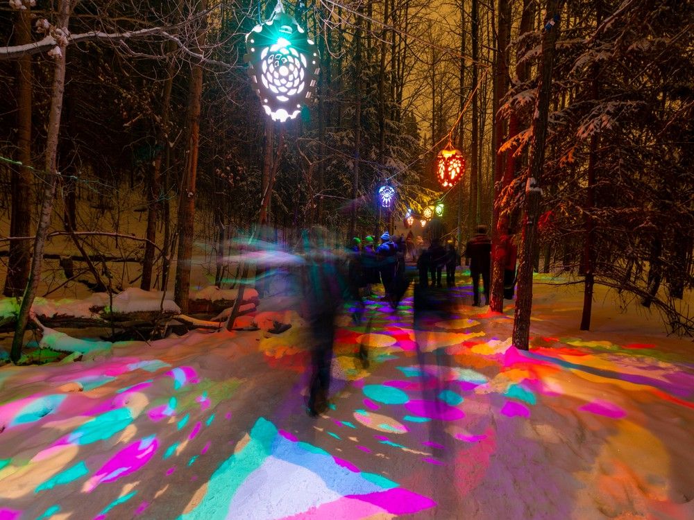 Flying Canoë Volant turns darkness into light with music and art ...