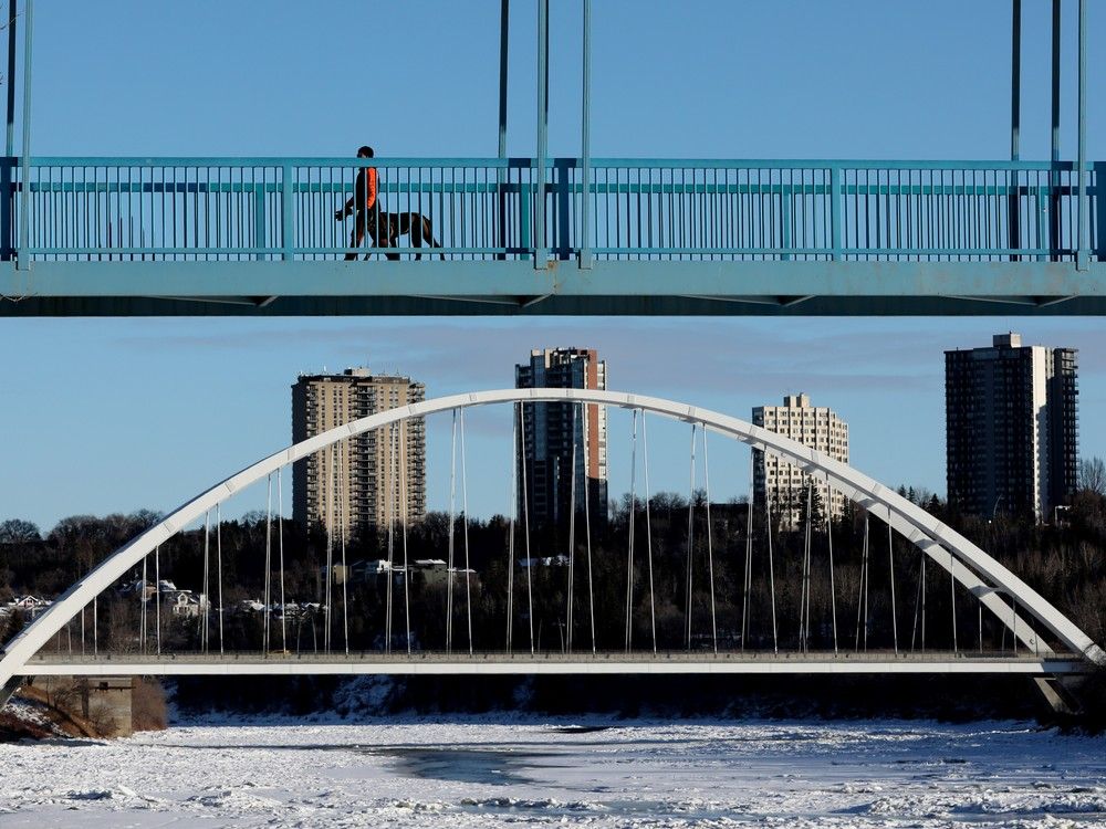 Edmonton Weather: Decent chance of snow, maybe, if it feels like it ...