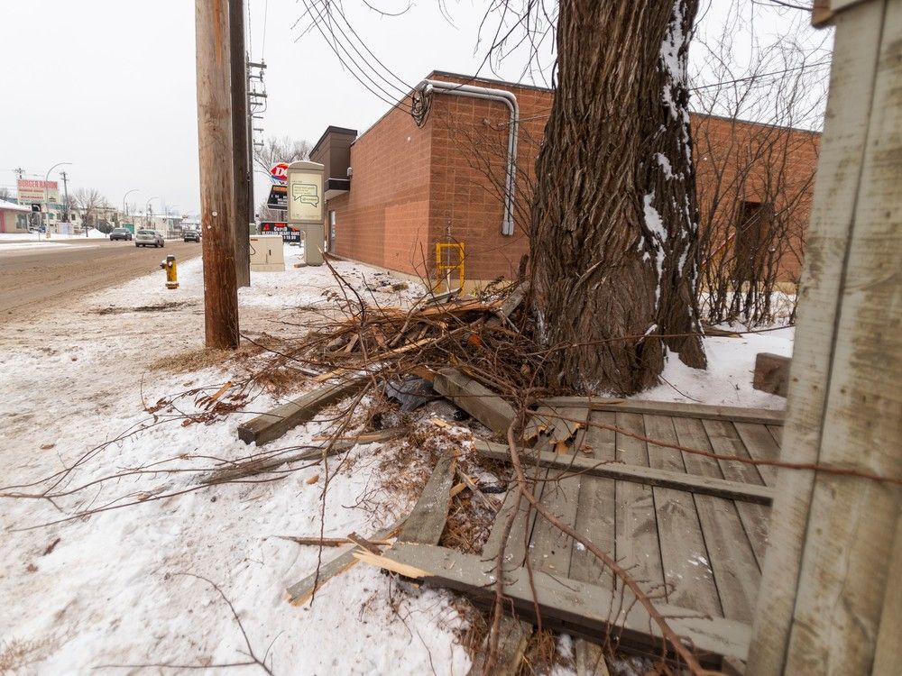 EPS cite speed, impairment after crash in south Edmonton sparks power ...