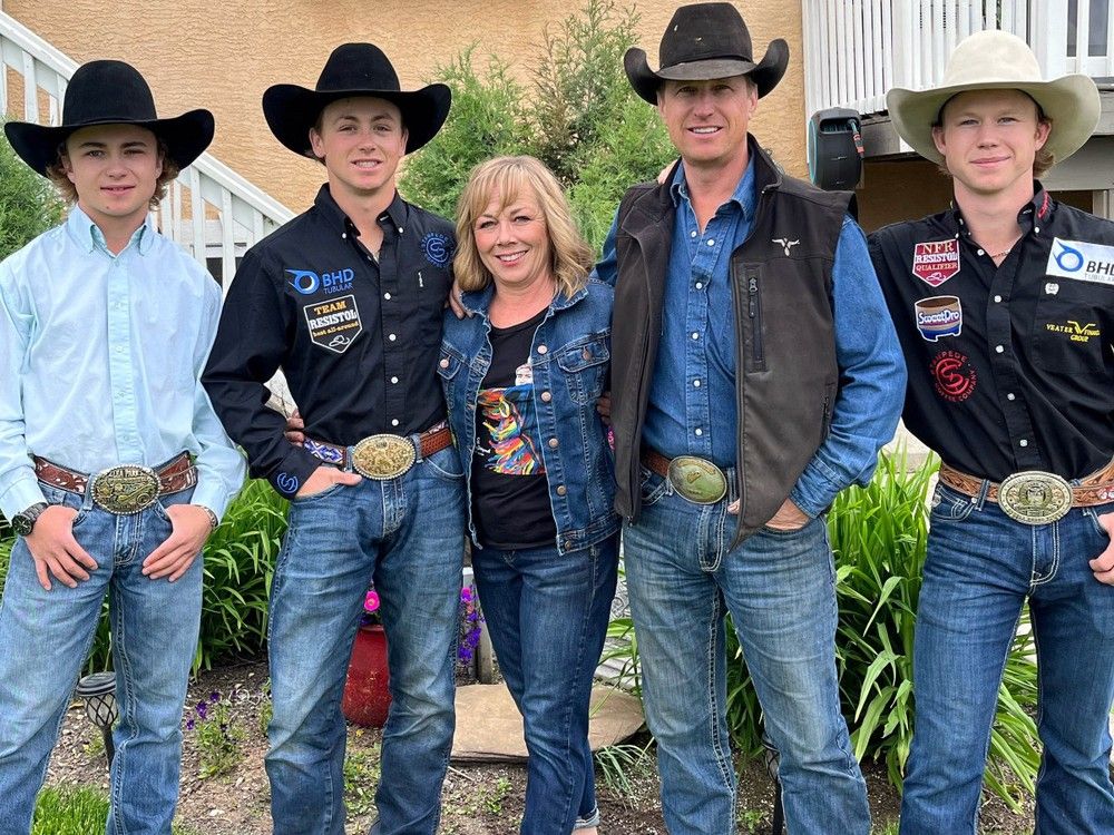 Alberta brothers building on family's legacy in saddle bronc riding ...