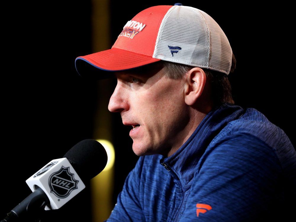 Hard as nails: Edmonton Oilers coach Kris Knoblauch demonstrates his ...